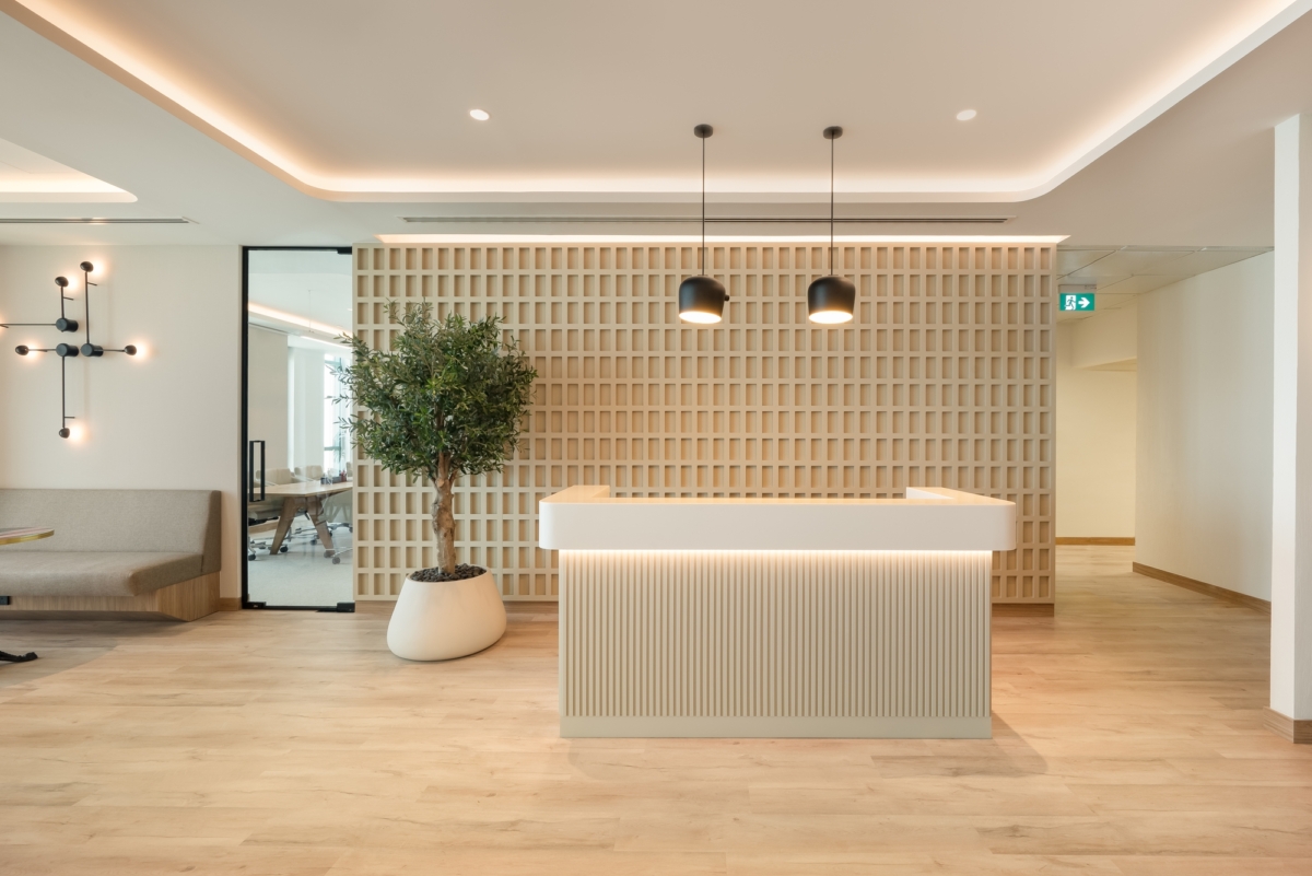 Designing Inspiring Lobbies and Entrance Areas for Commercial Buildings